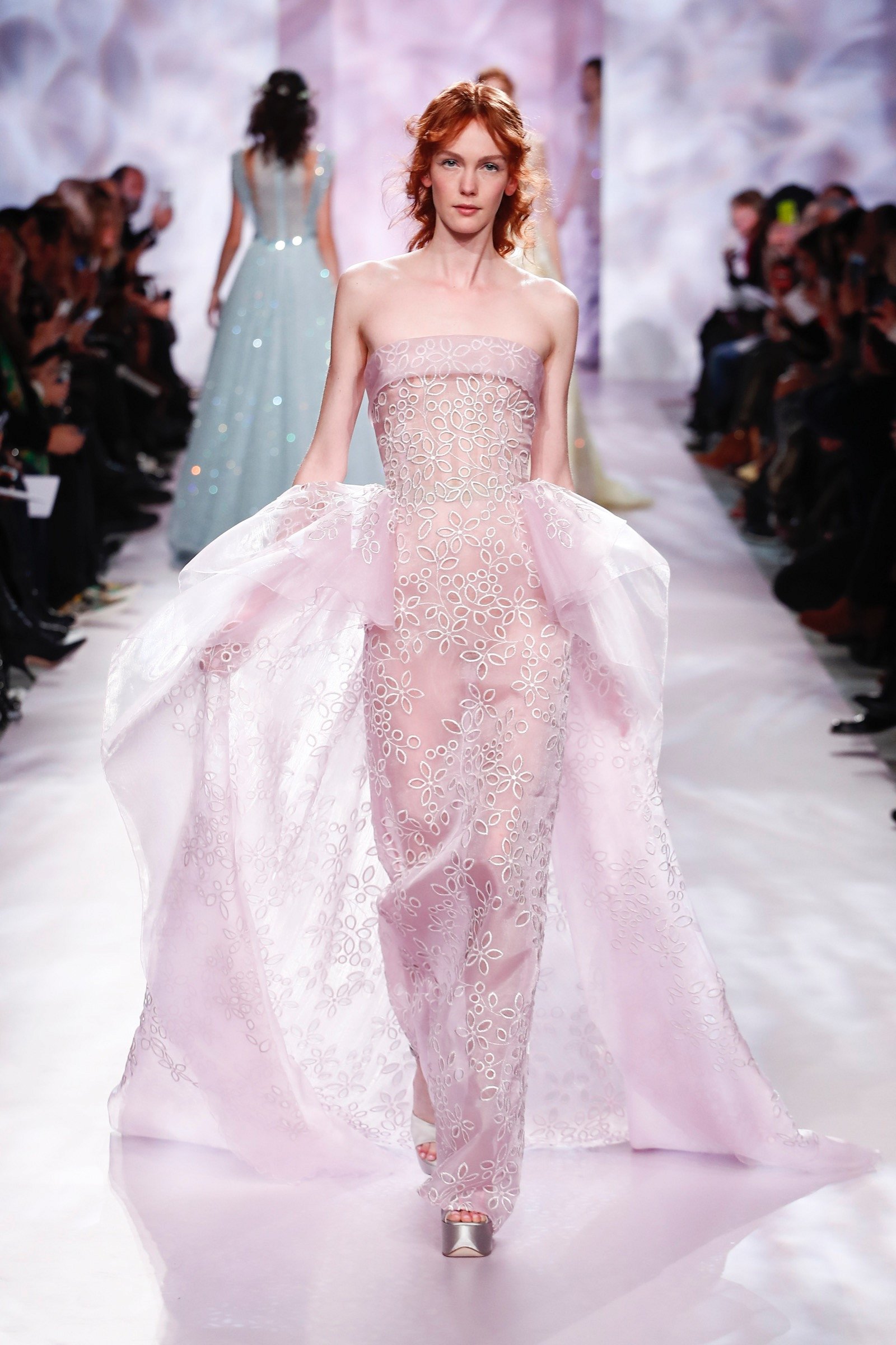 Festive grace - Georges Chakra Couture Spring Summer 2017