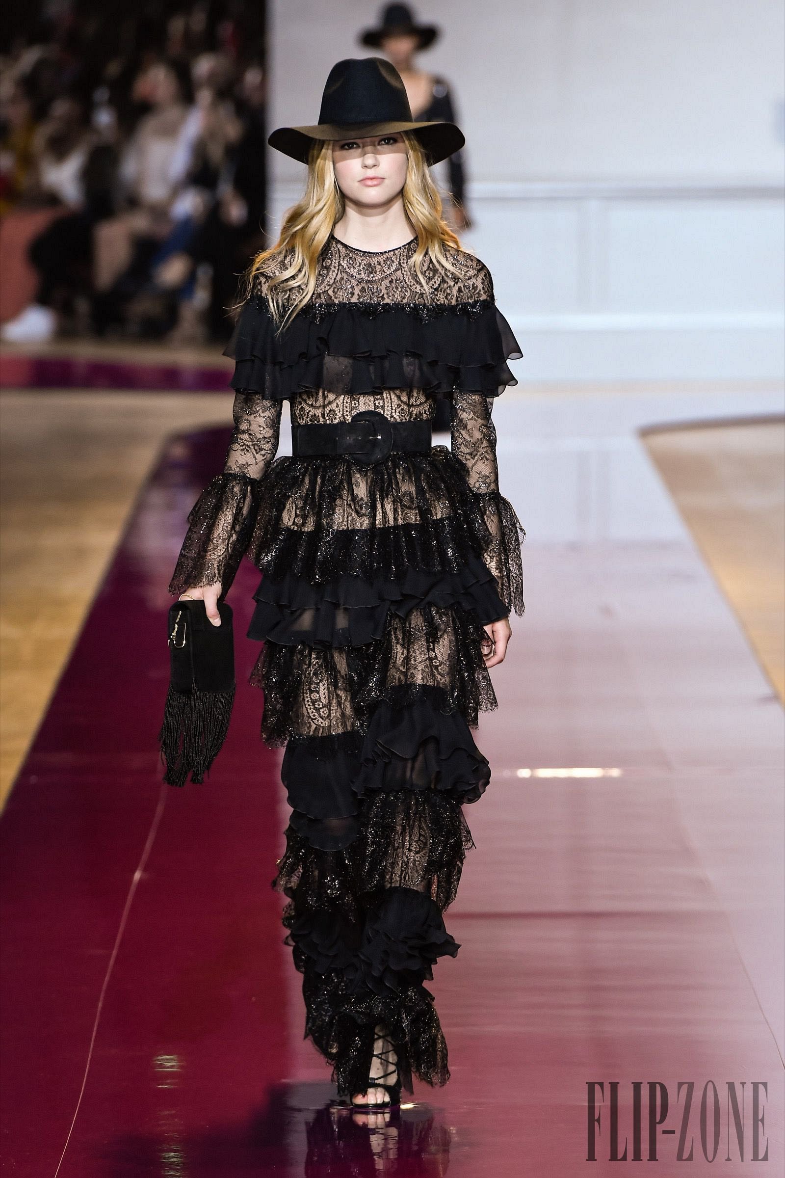 Evenings in Black Couture - A selection of 18 gowns from Haute Couture